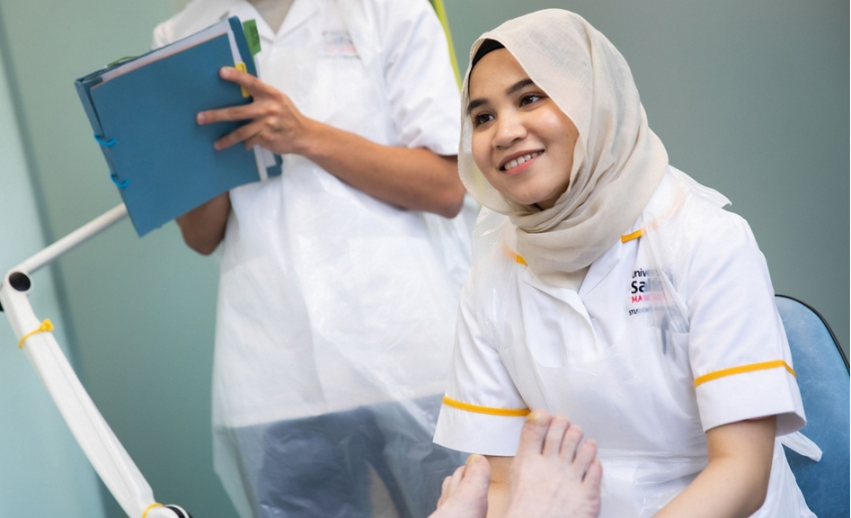 BSc (Hons) Podiatry | University of Salford