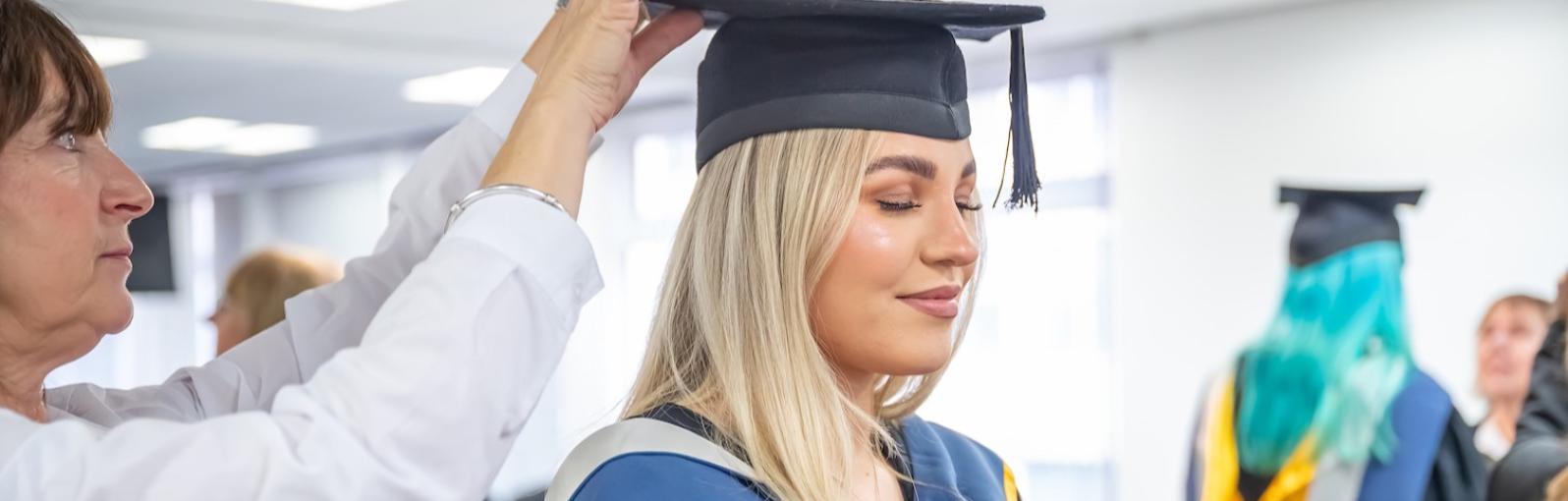 Gown hire | University of Salford